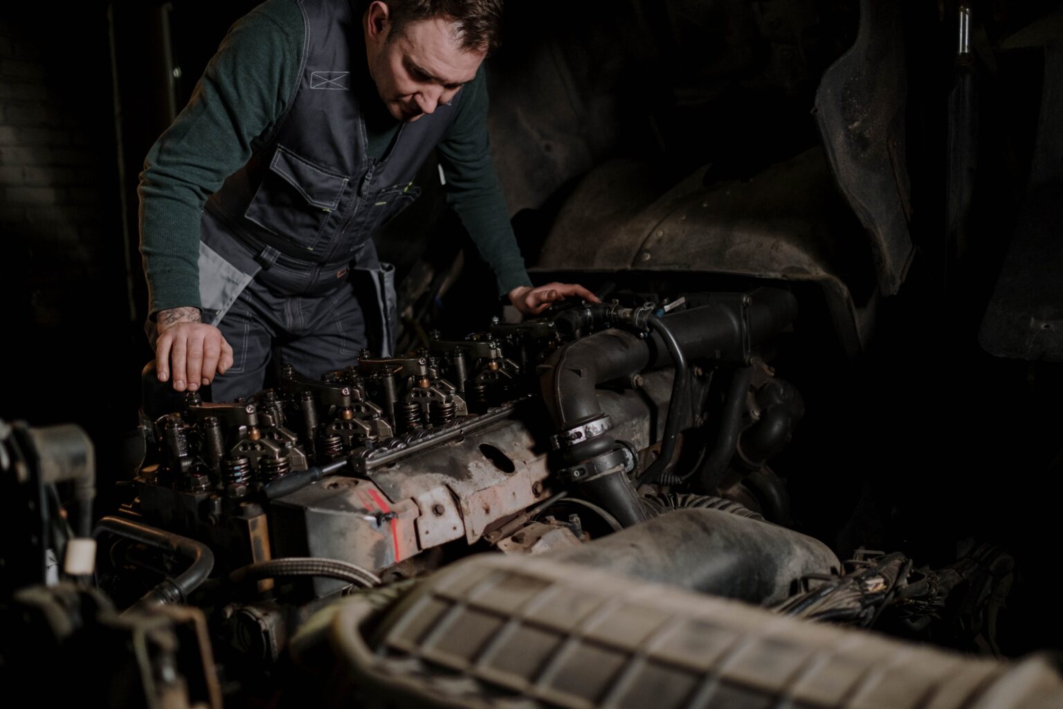Engine Overhaul or Replace? How to Know When It's Time to Do Each ...
